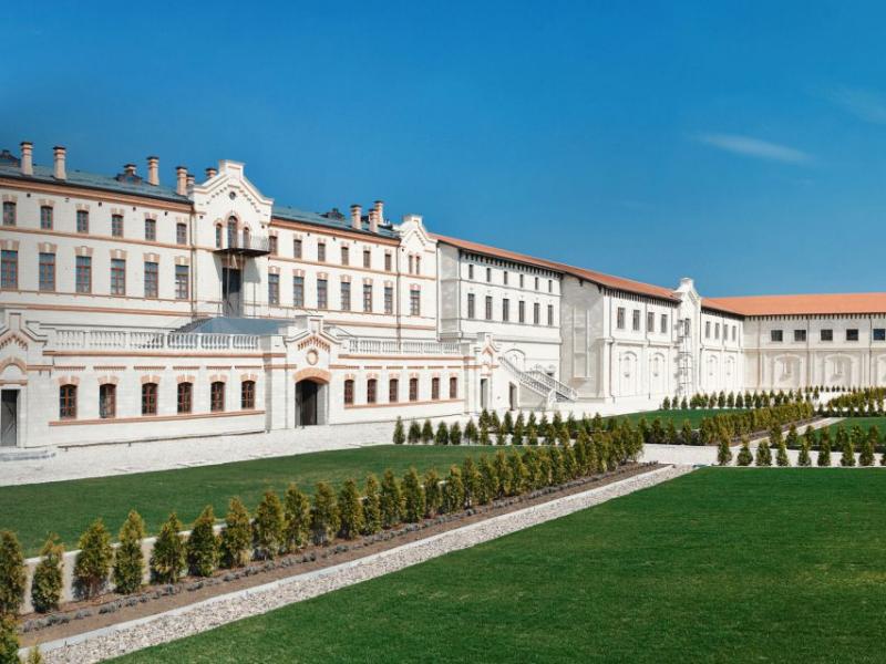 City Tour adventure travel Moldova, Chisinau